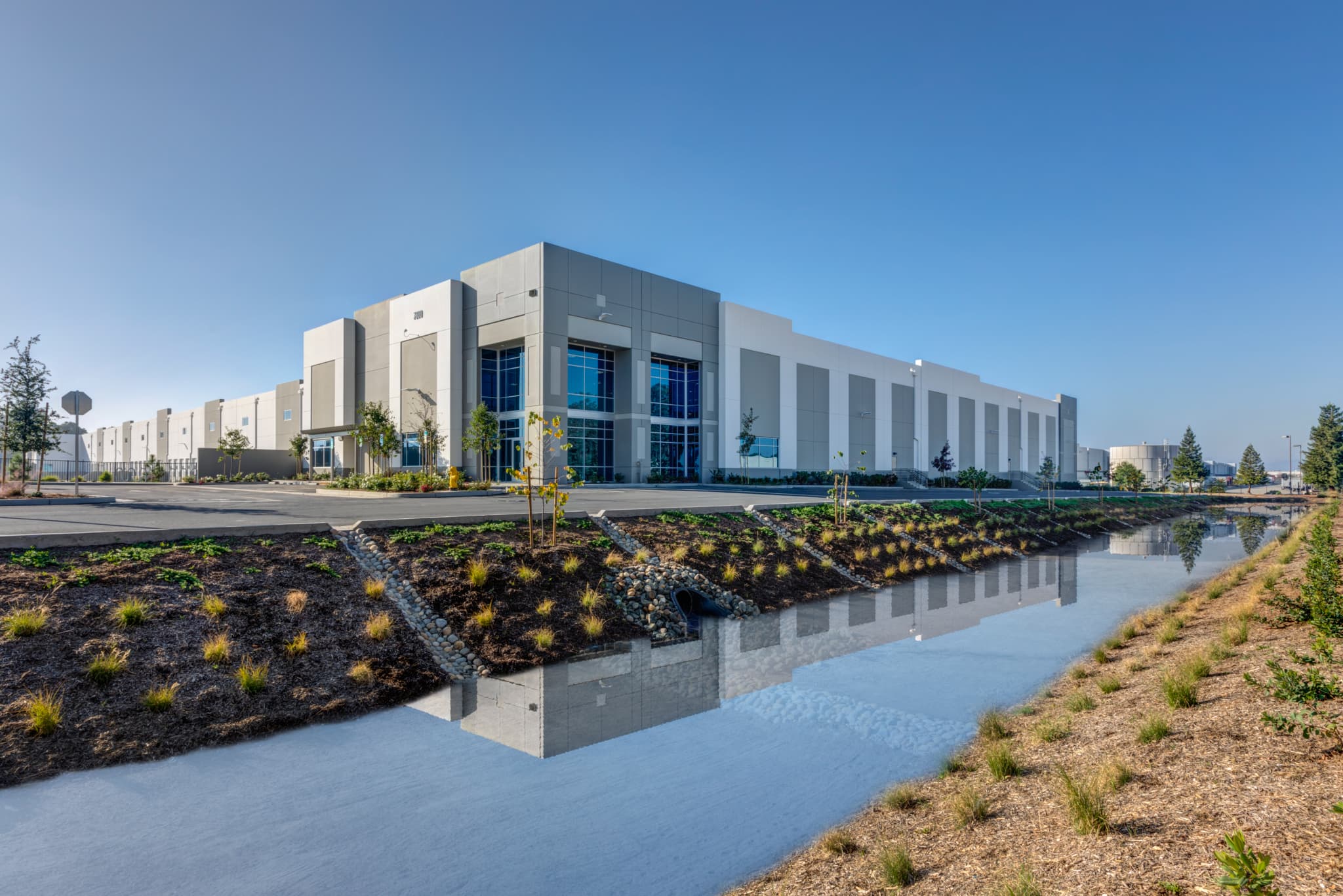 PERE Logistics: Industrial Demand Remains Overwhelming | Crow Holdings